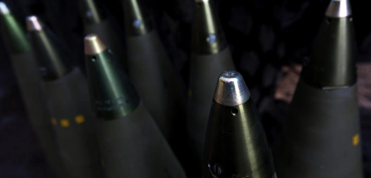 Amunicja artyleryjska dla Ukrainy. USA zleciły produkcję | Fronda.pl