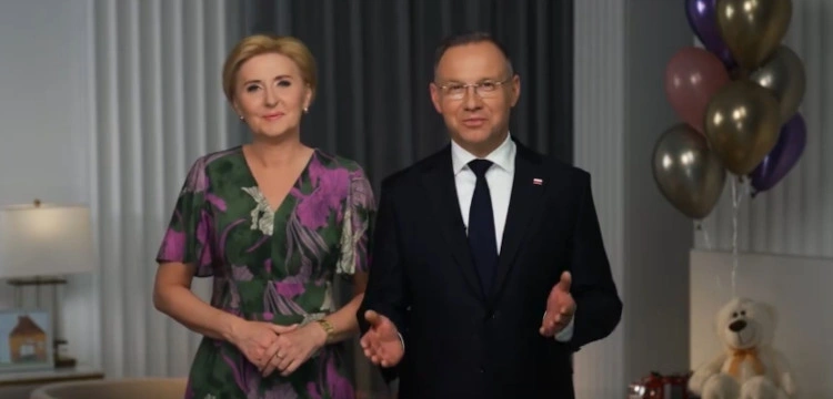 Życzenia Pary Prezydenckiej z okazji Dnia Ojca | Fronda.pl